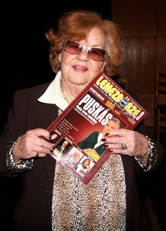 Sas-Fészekbe(n) nyúltunk - Lemezbörze,...plusz